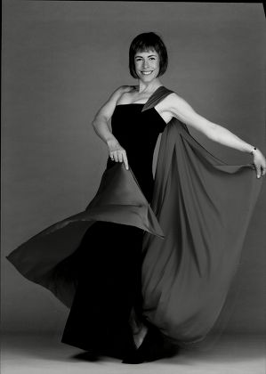 Liz Robertson Born 4 May 1954 Editorial Stock Photo - Stock Image ...