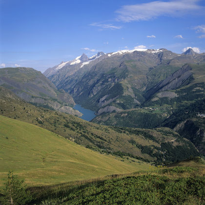 Oisans Massif Romanche Glacial Valley Chambon Editorial Stock Photo ...