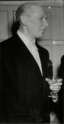 5th Earl Norbury Captain Ronald Grahamtoler Editorial Stock Photo ...