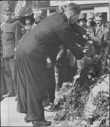 Mrs Harold Arkell Smith Colonel Barker Foto Stok Editorial - Gambar ...