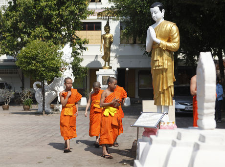 250 Orange statues Stock Pictures, Editorial Images and Stock Photos ...