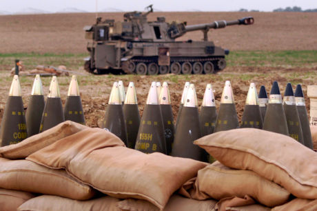 Israeli Artillery M109 Howitzer During 2006 Editorial Stock Photo ...