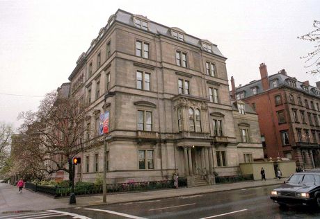 Posh Condo June Verrochi This Building Editorial Stock Photo - Stock ...