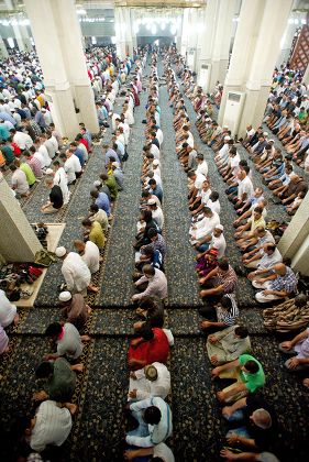 Muslims Pray Editorial Stock Photo - Stock Image | Shutterstock