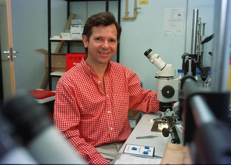 __COUNT__ PROFESSOR JONATHAN SLACK WHO CARRIES OUT GENETIC RESEARCH AT ...