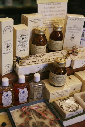Officina Profumo Farmaceutica Di Santa Maria Editorial Stock Photo ...