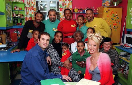 __COUNT__ 'THE BIG BREAKFAST' TV SHOW - 1998 Stock Pictures, Editorial ...