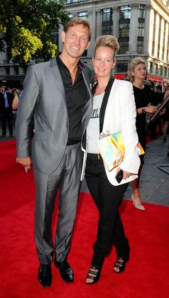 David Seaman Girlfriend Frankie Poultney Children Editorial Stock Photo ...