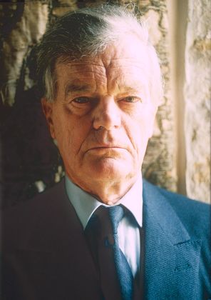 ALAN CLARK, BRITISH POLITICIAN AT HOME, SALTWOOD CASTLE, KENT, BRITAIN ...