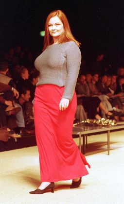 __COUNT__ MASKA FASHION SHOW, MILAN, ITALY - 1999 Stock Pictures ...
