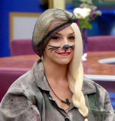3 Tv series programme big brother bb contestant still stills screen grab grabs funny facepaint ...