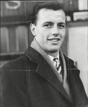 250 Fifties footballer footballers player football Stock Pictures ...