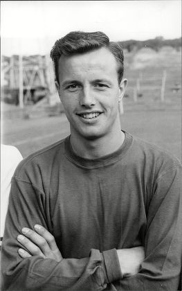 51 Sixties footballer soccer Stock Pictures, Editorial Images and Stock ...
