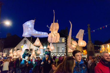 __COUNT__ The Ulverston Lantern Festival, Ulverston, Cumbria, Britain ...