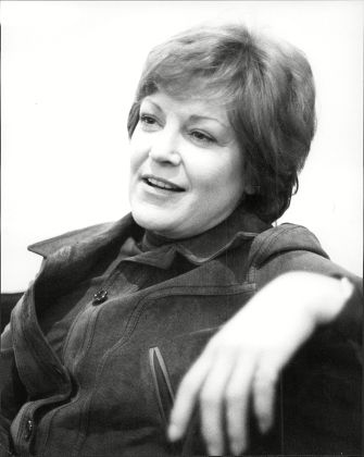 Fotos de stock de obituary - british-american singer actress annie ross ...