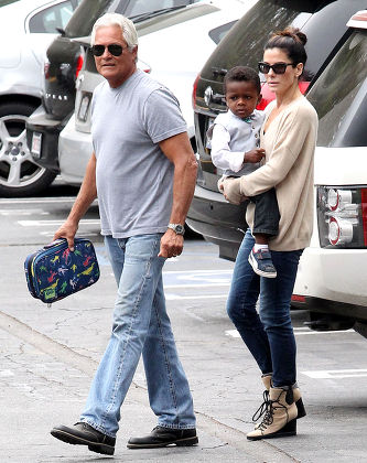 Guest Sandra Bullock Louis Bardo Bullock Editorial Stock Photo - Stock ...