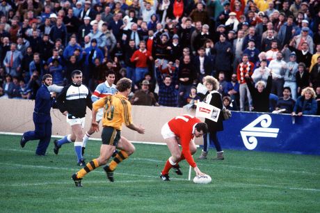 Adrian Hadley Scores Injury Time Try Editorial Stock Photo - Stock ...