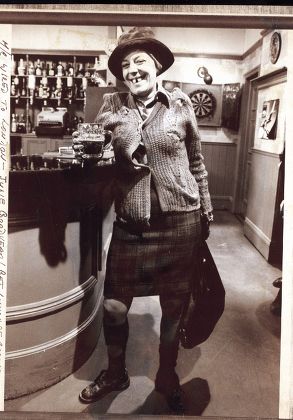Julie Goodyear Actress 1984 Julie Goodyear Editorial Stock Photo ...