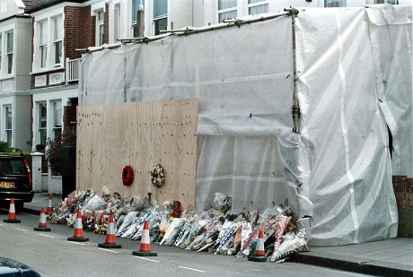 Tributes Left Outside House Jill Dando Editorial Stock Photo - Stock ...