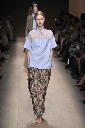 Model On Catwalk Editorial Stock Photo - Stock Image | Shutterstock