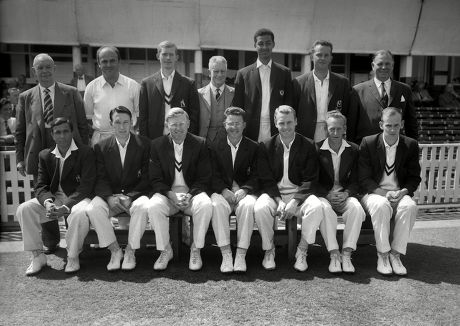 Cricket Warwickshire County Cricket Clubray Hitchcocks Editorial Stock ...