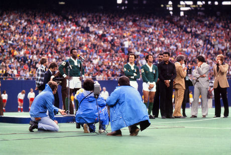 Football Pele Cosmos Gives His Farewell Editorial Stock Photo - Stock ...