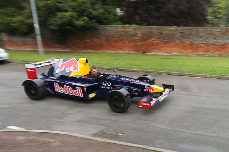 Car fanatics build homemade Formula 1 cars that are road legal, Epping ...