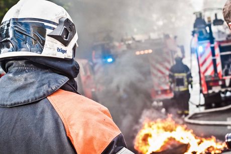 Belgian firefighters protest outside Prime Minister's office, Brussels ...