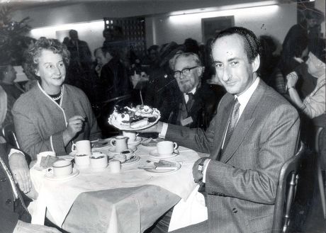 Sir Ralph Halpern Right Chairman Burtons Editorial Stock Photo - Stock ...