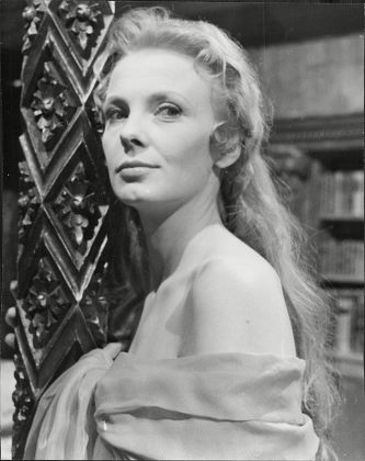 32 Elizabeth shepherd Stock Pictures, Editorial Images and Stock Photos ...