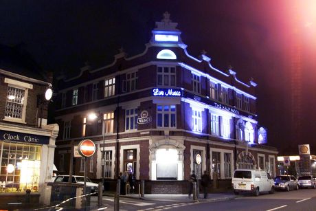THE ROLLING STONES ARRIVE AT HALF MOON PUB IN PUTNEY FOR KEITH RICHARDS ...