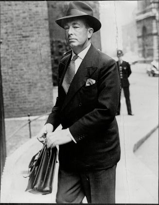 33 Sir hartley shawcross Stock Pictures, Editorial Images and Stock ...