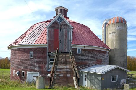 Largest Round Barn Region Coaticook Quebec Editorial Stock Photo ...