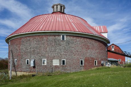 Largest Round Barn Region Coaticook Quebec Editorial Stock Photo ...