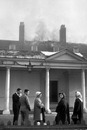 Kensington Palace Fire London Britain Watched Editorial Stock Photo ...