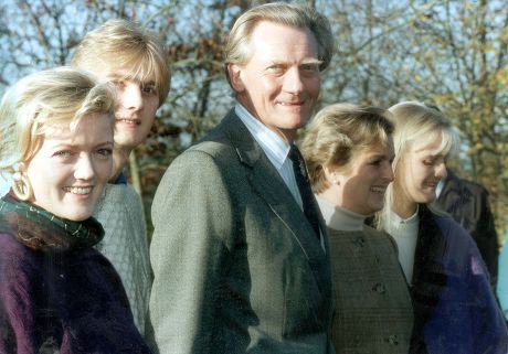 Mp Michael Heseltine Family Grounds Thenford Editorial Stock Photo ...