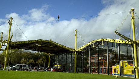 64 Tight rope walker Stock Pictures, Editorial Images and Stock Photos ...