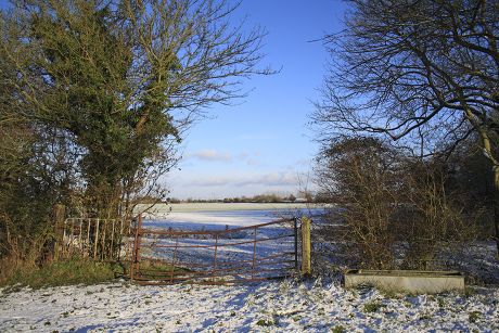 250 Water troughs Stock Pictures, Editorial Images and Stock Photos ...