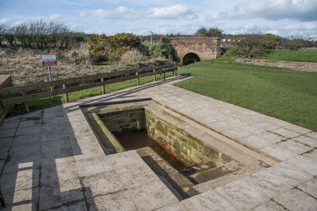 Chalybeate Mineral Spring Brow Well Ruthwell Editorial Stock Photo ...