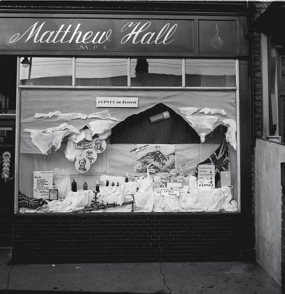 Window Display Chemists Lypsyl On Everest Editorial Stock Photo - Stock ...