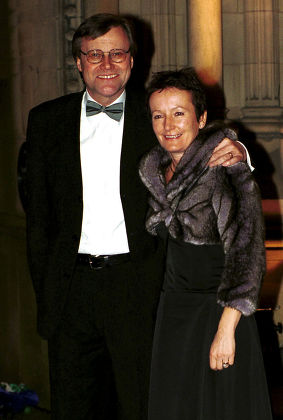 David Neilson Roy Wife Coronation Street - Foto de stock de contenido ...