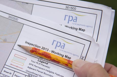 13 Checking maps Stock Pictures, Editorial Images and Stock Photos ...