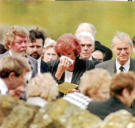 __COUNT__ The Funeral Of Actor /comedian Frankie Howerd At St Gregory's ...