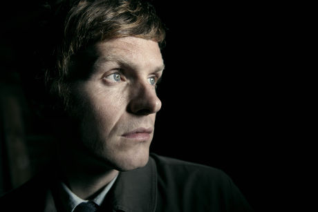 'Endeavour' TV Programme - 2013 Stock Pictures, Editorial Images and ...