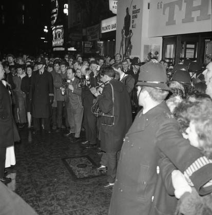 Crowds Photographers Gather Outside Cinema Editorial Stock Photo ...