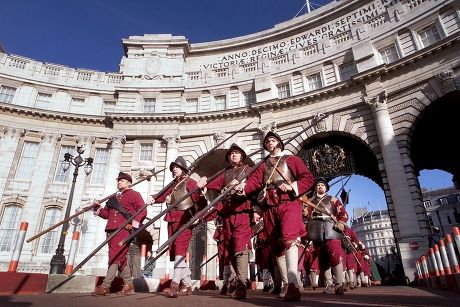 English Civil War Society Commemorates Execution Editorial Stock Photo ...