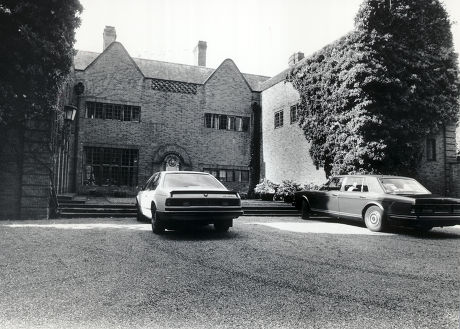 Tobacco Heir Christopher Dunhills Family Home Editorial Stock Photo ...