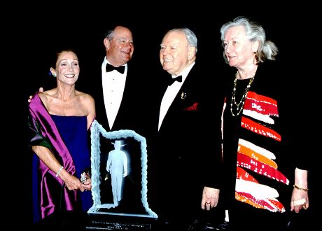 Michael Wayne Wife Gretchen Carroll Oconnor Editorial Stock Photo ...