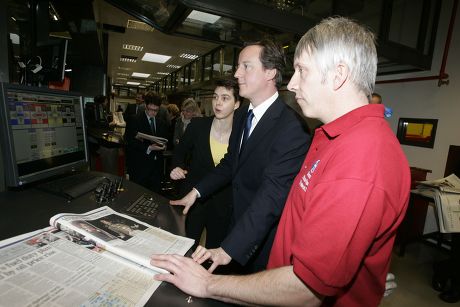 500 Editor of the daily mail Stock Pictures, Editorial Images and Stock ...