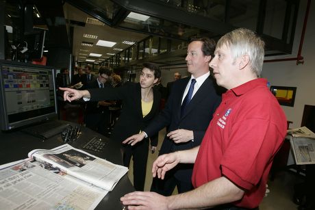 500 Editor of the daily mail Stock Pictures, Editorial Images and Stock ...